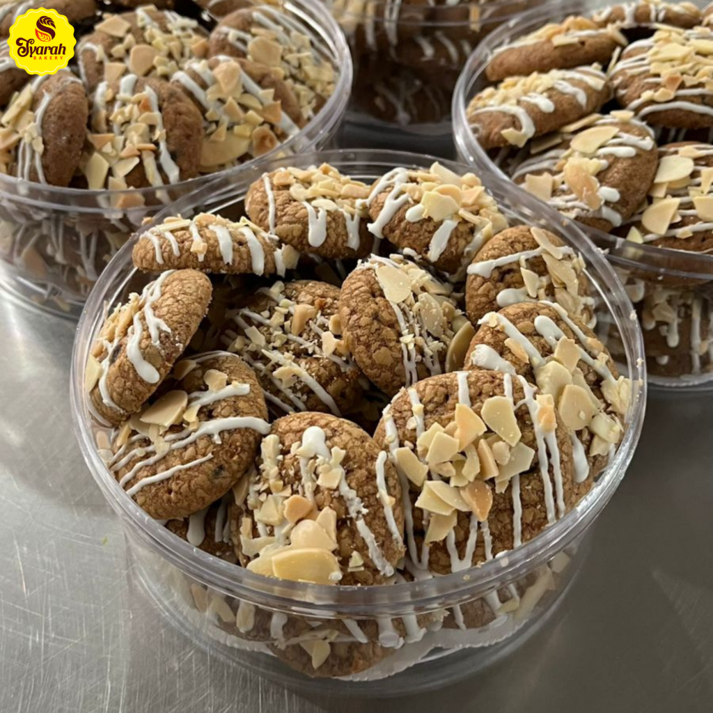 Choco Chips Almond - Syarah Bakery